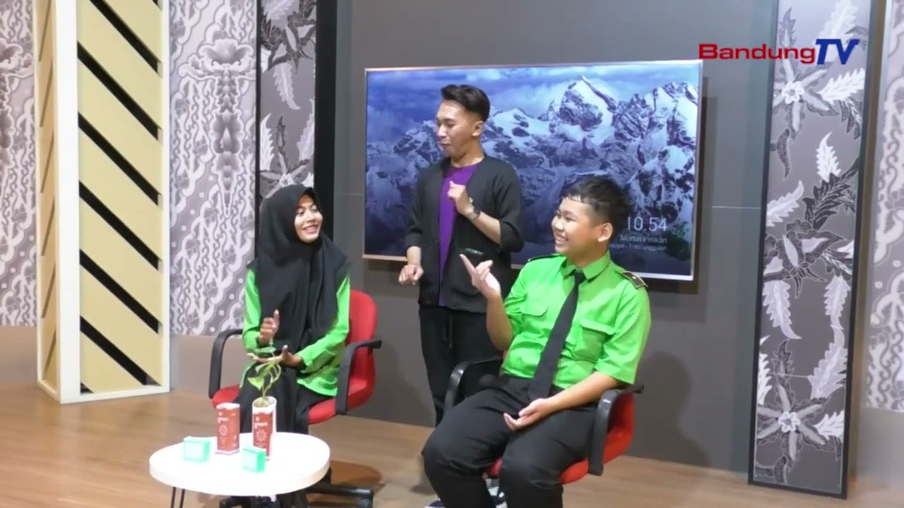 KUNJUNGAN SMK KOMPUTAMA MAJENANG | Bandung TV