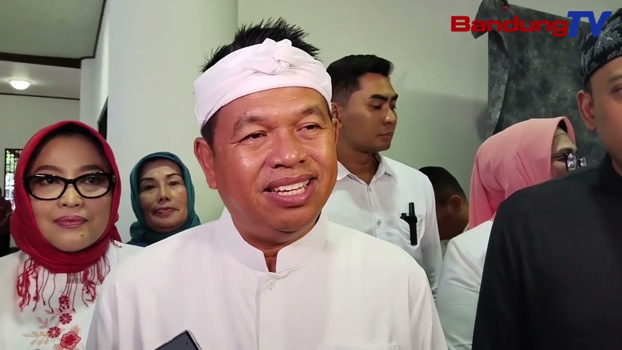 BALE PANANGGEUHAN DI 6 LELEWEK TEPI KA PKK NGALADENAN RAHAYAT JABAR ...